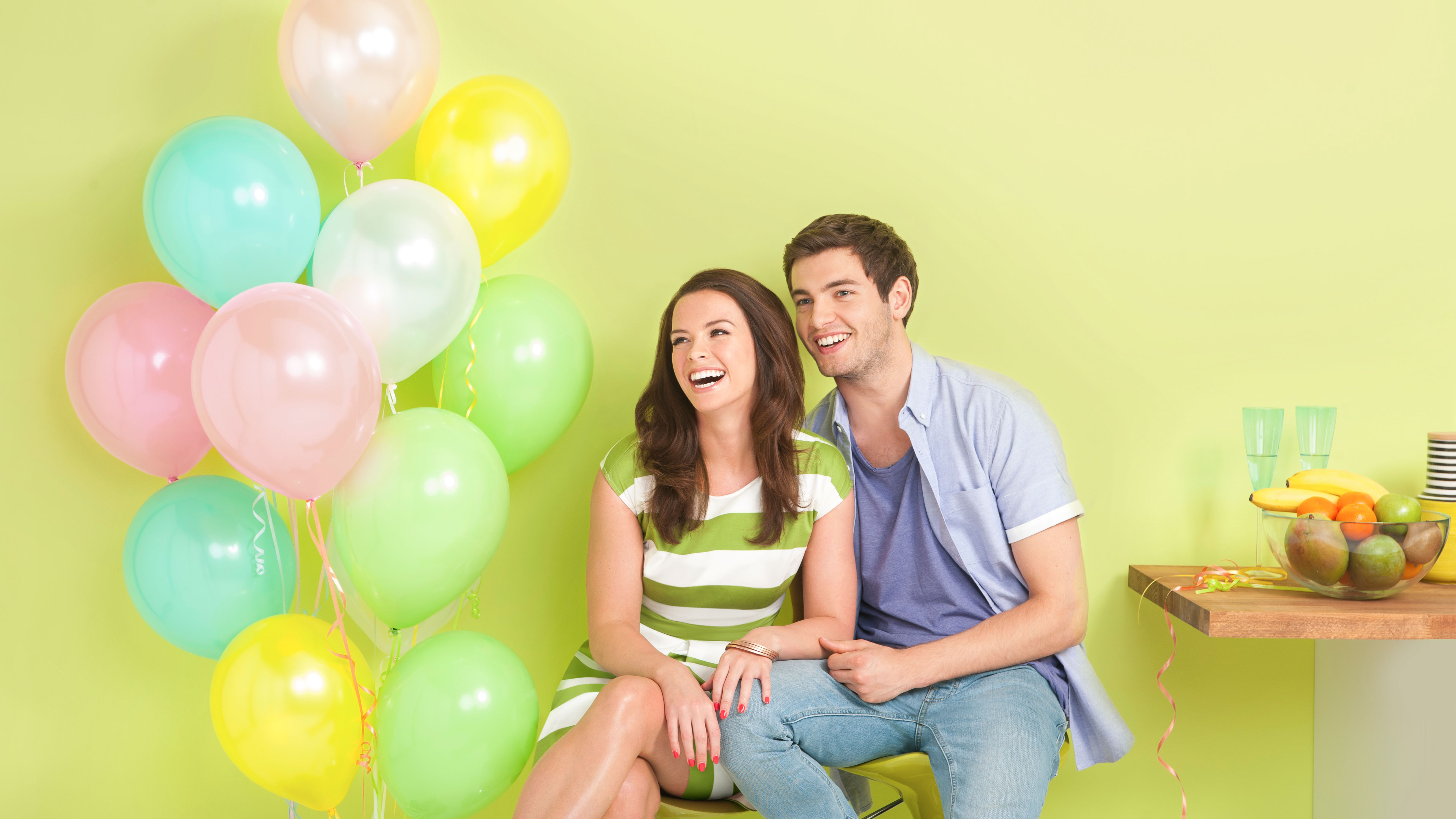 Parejas bien comprometidas en temas de color | Inca